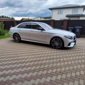 Grey Mercedes-Benz e-43-amg 2017 in Vilnius, with an engine capacity of 0.00 L and mileage of 112 thousand km for 29000 €, photo 6 on AUTOMOTO.COM.LV