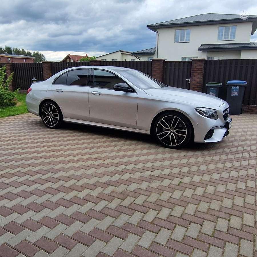 Grey Mercedes-Benz e-43-amg 2017 in Vilnius, with an engine capacity of 0.00 L and mileage of 112 thousand km for 29000 €, photo 6 on AUTOMOTO.COM.LV