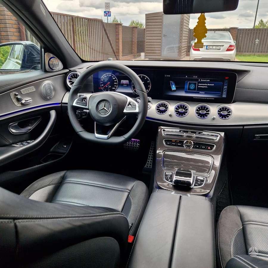 Grey Mercedes-Benz e-43-amg 2017 in Vilnius, with an engine capacity of 0.00 L and mileage of 112 thousand km for 29000 €, photo 7 on AUTOMOTO.COM.LV