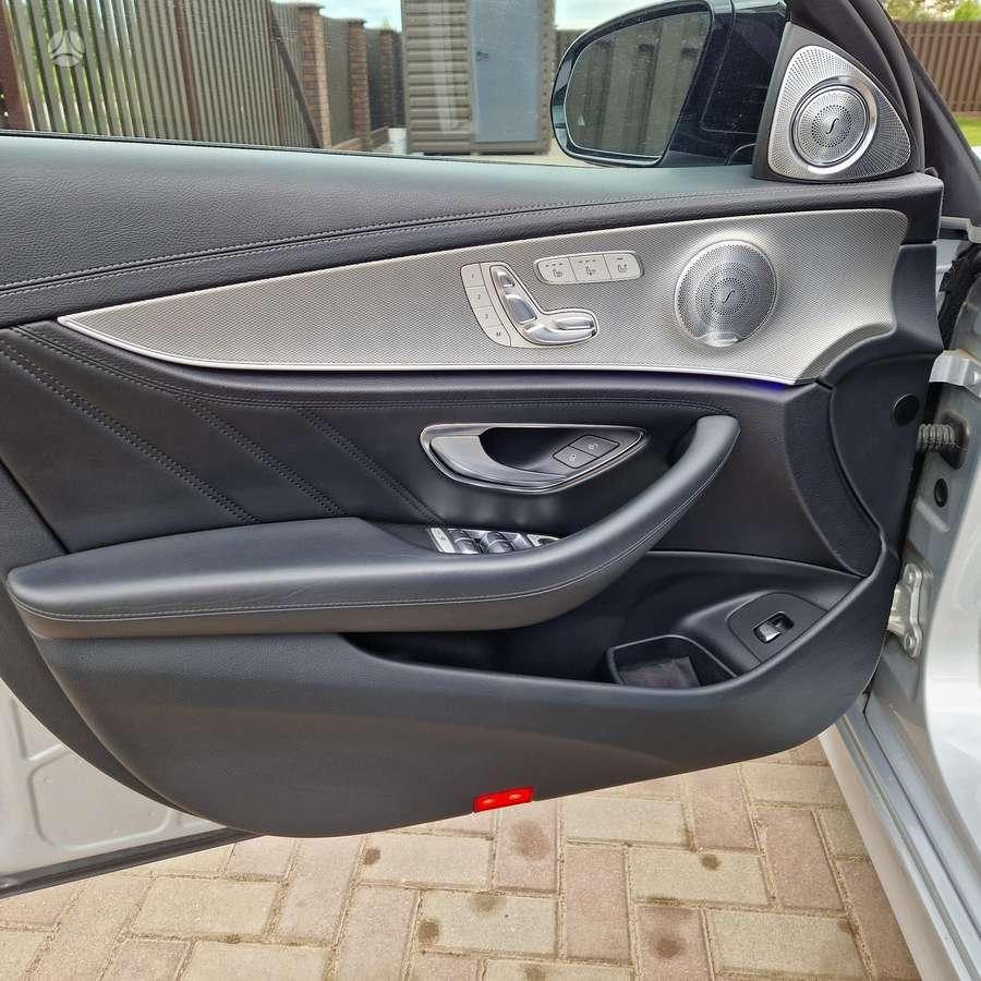 Grey Mercedes-Benz e-43-amg 2017 in Vilnius, with an engine capacity of 0.00 L and mileage of 112 thousand km for 29000 €, photo 12 on AUTOMOTO.COM.LV