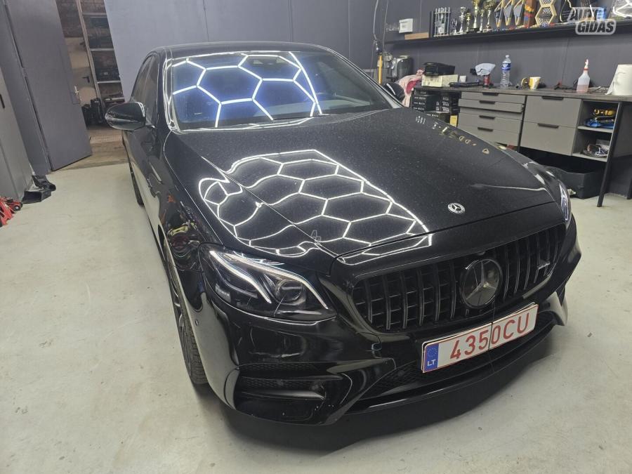 Mercedes-Benz e-43-amg 2017 Kauņa, ar dzinēja tilpumu 3.00 L un nobraukumu 180 tūkst. km par 32000 €, foto 3 vietnē AUTOMOTO.COM.LV