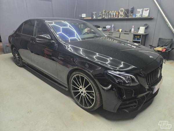 Mercedes-Benz e-43-amg 2017 Kauņa, ar dzinēja tilpumu 3.00 L un nobraukumu 180 tūkst. km par 32000 €, foto 3 vietnē AUTOMOTO.COM.LV