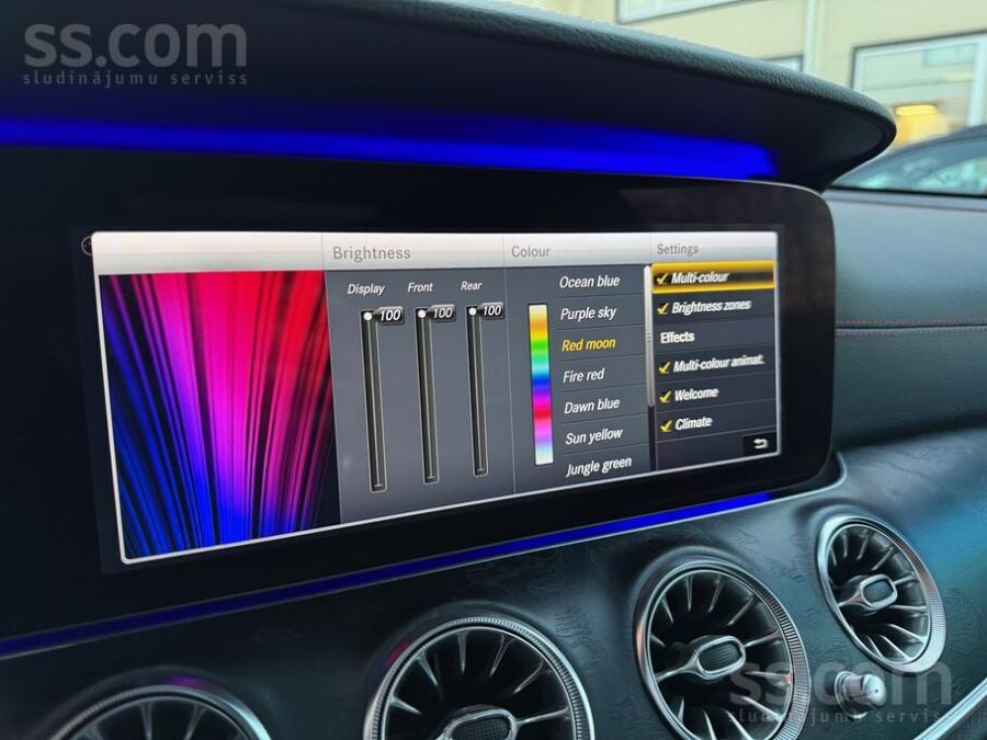 Белый Мерседес e-43-amg 2018 в Рига, объемом двигателя 3.00 л и пробегом 132 тыс. км за 36600 €, фото 22 на AUTOMOTO.COM.LV