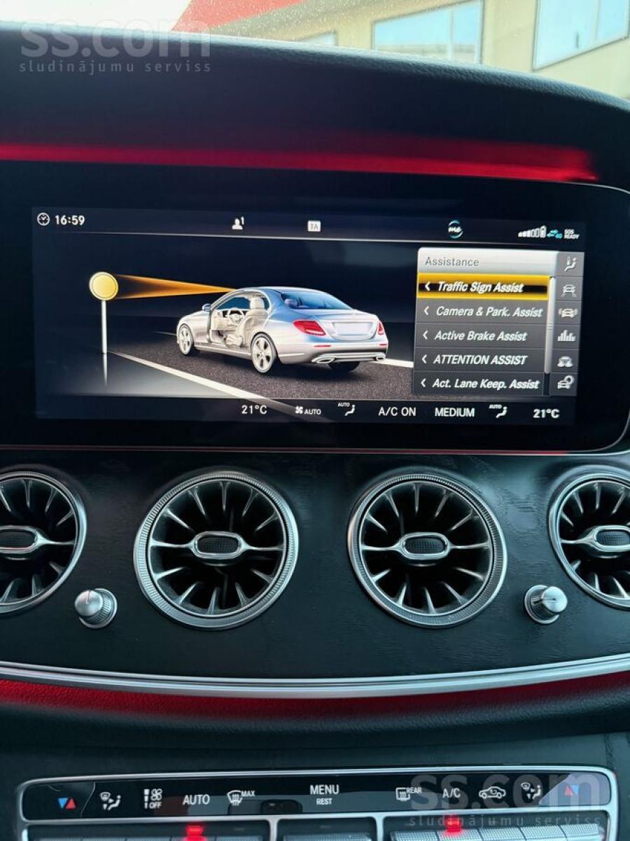 Белый Мерседес e-43-amg 2018 в Рига, объемом двигателя 3.00 л и пробегом 132 тыс. км за 36600 €, фото 23 на AUTOMOTO.COM.LV