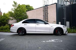 Balts Mercedes-Benz e-43-amg 2018 Viļņa, ar dzinēja tilpumu 3.00 L un nobraukumu 140 tūkst. km par 33500 €, foto 13 vietnē AUTOMOTO.COM.LV
