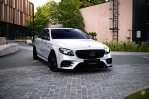 Balts Mercedes-Benz e-43-amg 2018 Viļņa, ar dzinēja tilpumu 3.00 L un nobraukumu 140 tūkst. km par 33500 €, foto 17 vietnē AUTOMOTO.COM.LV