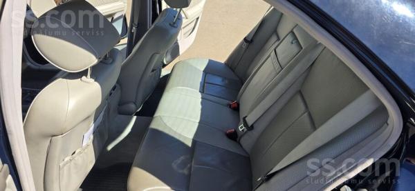 Zils Mercedes-Benz e-430 2001 Rīga, ar dzinēja tilpumu 4.20 L un nobraukumu 251 tūkst. km par 6200 €, foto 6 vietnē AUTOMOTO.COM.LV