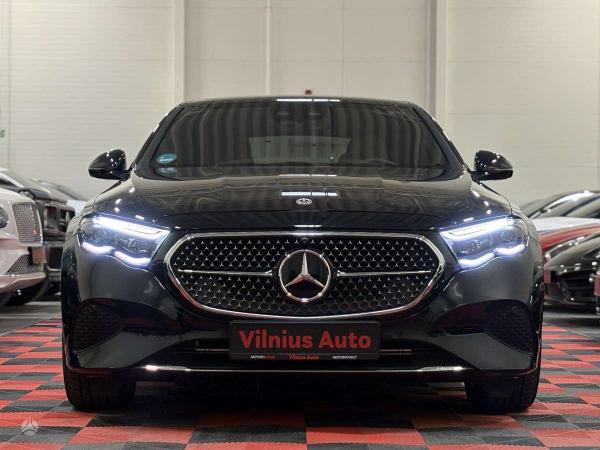 Black Mercedes-Benz E 450 2025 in Vilnius, with an engine capacity of 2.99 L and mileage of 7 thousand km for 62999 €, photo 2 on AUTOMOTO.COM.LV
