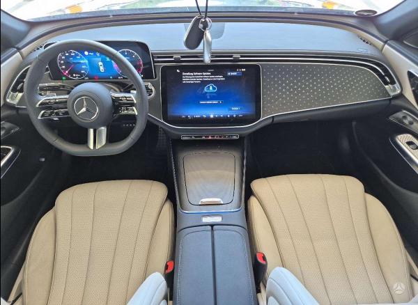Melns Mercedes-Benz E 450 2026 Klaipėda, ar dzinēja tilpumu 2.99 L un nobraukumu 7 tūkst. km par 30500 €, foto 5 vietnē AUTOMOTO.COM.LV