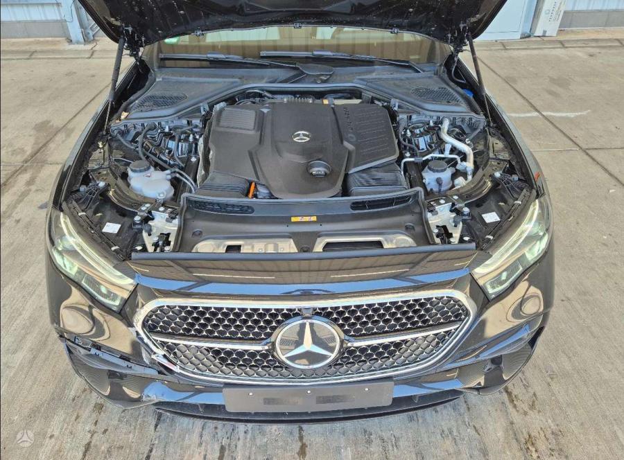 Melns Mercedes-Benz E 450 2026 Klaipėda, ar dzinēja tilpumu 2.99 L un nobraukumu 7 tūkst. km par 30500 €, foto 9 vietnē AUTOMOTO.COM.LV