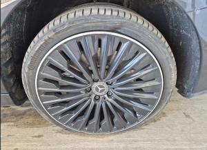 Melns Mercedes-Benz E 450 2026 Klaipėda, ar dzinēja tilpumu 2.99 L un nobraukumu 7 tūkst. km par 30500 €, foto 14 vietnē AUTOMOTO.COM.LV