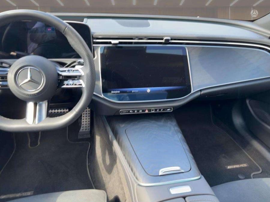Grey Mercedes-Benz E 450 2025 in Vilnius, with an engine capacity of 3.00 L and mileage of 21 thousand km for 73280 €, photo 10 on AUTOMOTO.COM.LV