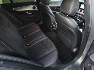 Pelēks Mercedes-Benz E 450 2018 Šauļi, ar dzinēja tilpumu 3.00 L un nobraukumu 140 tūkst. km par 26399 €, foto 14 vietnē AUTOMOTO.COM.LV