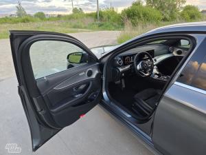 Pelēks Mercedes-Benz E 450 2018 Šauļi, ar dzinēja tilpumu 3.00 L un nobraukumu 140 tūkst. km par 24930 €, foto 14 vietnē AUTOMOTO.COM.LV