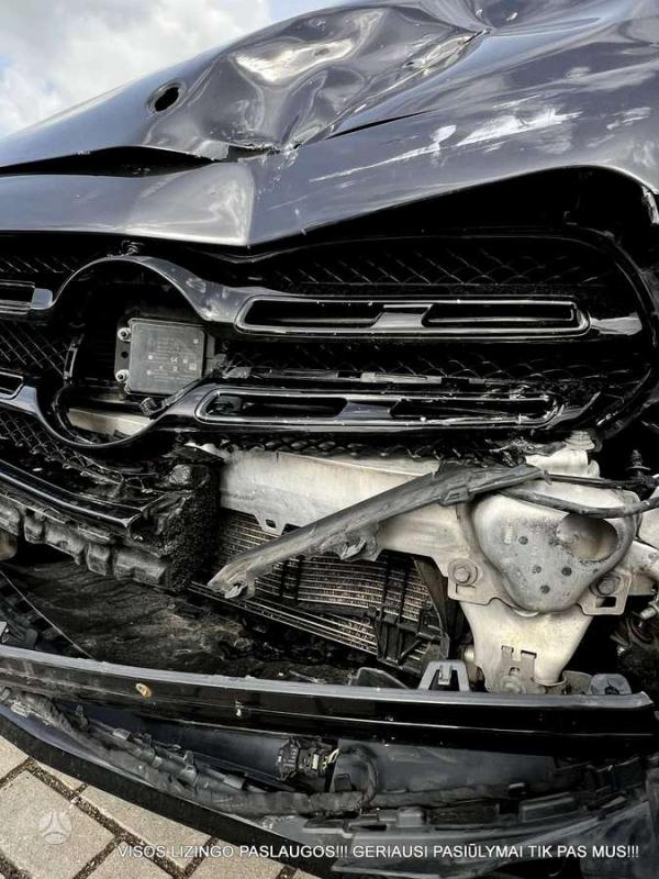 Grey Mercedes-Benz E 450 2021 in Kretinga, with an engine capacity of 3.00 L and mileage of 103 thousand km for 22999 €, photo 5 on AUTOMOTO.COM.LV