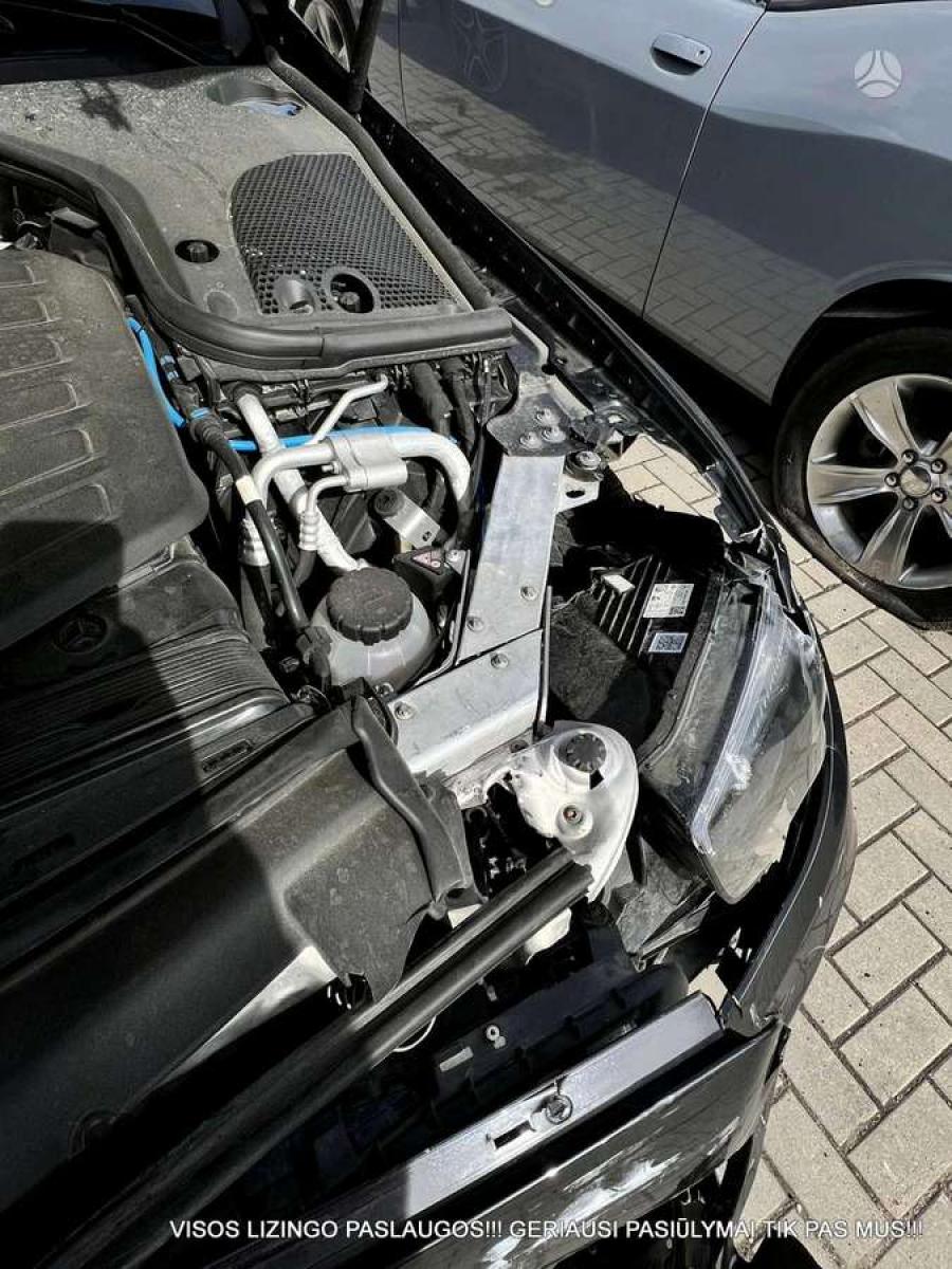 Grey Mercedes-Benz E 450 2021 in Kretinga, with an engine capacity of 3.00 L and mileage of 103 thousand km for 22999 €, photo 20 on AUTOMOTO.COM.LV