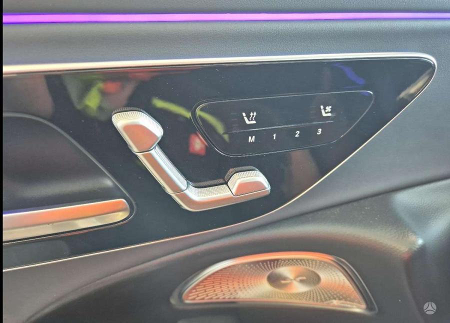Pelēks Mercedes-Benz E 450 2025 Klaipėda, ar dzinēja tilpumu 2.99 L un nobraukumu 52 tūkst. km par 44500 €, foto 14 vietnē AUTOMOTO.COM.LV