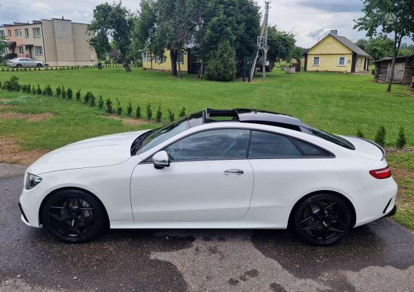 White Mercedes-Benz E 450 2020 in Varena, with an engine capacity of 3.00 L and mileage of 119 thousand km for 36000 €, photo 6 on AUTOMOTO.COM.LV