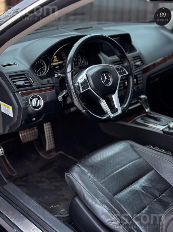 Black Mercedes-Benz e-500 2013 in Riga, with an engine capacity of 4.70 L and mileage of 175 thousand km for 13999 €, photo 10 on AUTOMOTO.COM.LV