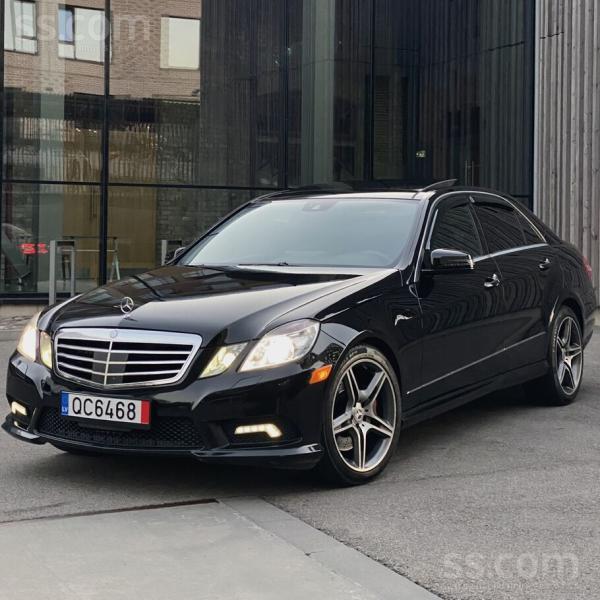 Black Mercedes-Benz e-500 2011 in Riga, with an engine capacity of 5.00 L and mileage of 232 thousand km for 9350 €, photo 1 on AUTOMOTO.COM.LV