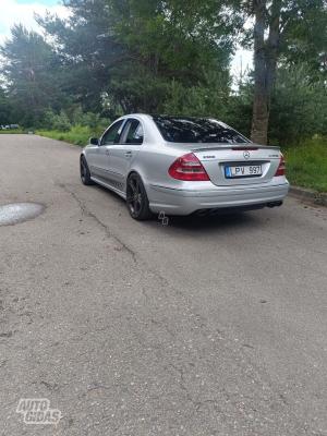 Pelēks Mercedes-Benz e-500 2003 Kauņa, ar dzinēja tilpumu 5.00 L un nobraukumu 380 tūkst. km par 5500 €, foto 4 vietnē AUTOMOTO.COM.LV