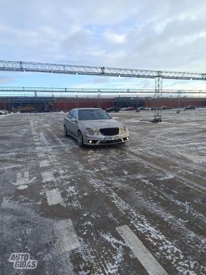 Pelēks Mercedes-Benz e-500 2003 Kauņa, ar dzinēja tilpumu 5.00 L un nobraukumu 380 tūkst. km par 5500 €, foto 8 vietnē AUTOMOTO.COM.LV