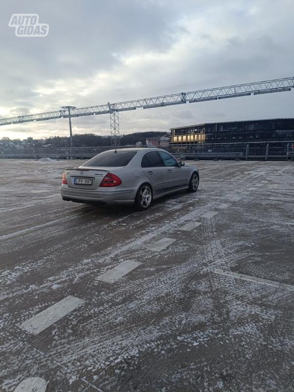 Pelēks Mercedes-Benz e-500 2003 Kauņa, ar dzinēja tilpumu 5.00 L un nobraukumu 380 tūkst. km par 5500 €, foto 8 vietnē AUTOMOTO.COM.LV
