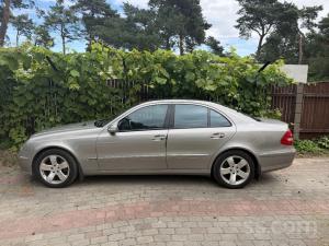Pelēks Mercedes-Benz e-500 2003 Jūrmala, ar dzinēja tilpumu 5.00 L un nobraukumu 114 tūkst. km par 12000 €, foto 3 vietnē AUTOMOTO.COM.LV