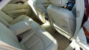 Red Mercedes-Benz e-500 2004 in Vilnius, with an engine capacity of 5.00 L and mileage of 268 thousand km for 6100 €, photo 6 on AUTOMOTO.COM.LV