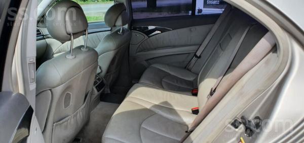Mercedes-Benz e-500 2003 in Cesis, with an engine capacity of 5.00 L and mileage of 339 thousand km for 4500 €, photo 8 on AUTOMOTO.COM.LV