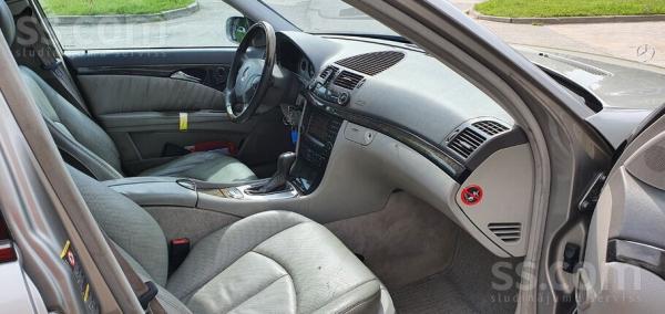 Mercedes-Benz e-500 2003 in Cesis, with an engine capacity of 5.00 L and mileage of 339 thousand km for 4500 €, photo 9 on AUTOMOTO.COM.LV