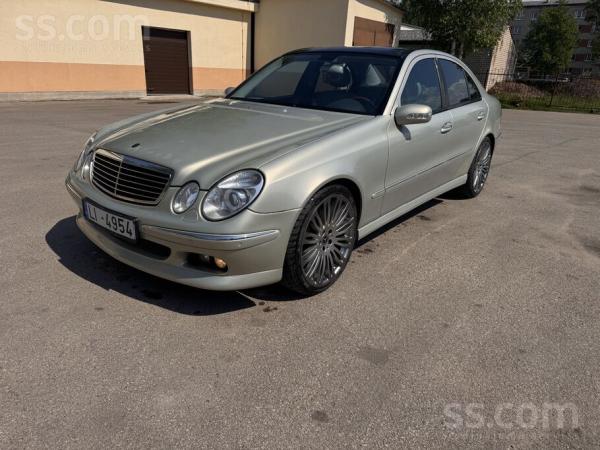 Мерседес Е 500 2004 в Резекне, объемом двигателя 5.00 л и пробегом 322 тыс. км за 4500 €, фото 1 на AUTOMOTO.COM.LV