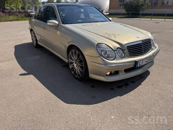 Мерседес Е 500 2004 в Резекне, объемом двигателя 5.00 л и пробегом 322 тыс. км за 4500 €, фото 2 на AUTOMOTO.COM.LV