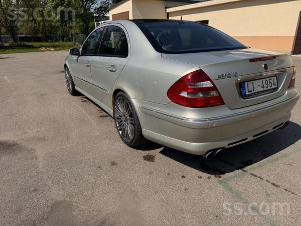 Мерседес Е 500 2004 в Резекне, объемом двигателя 5.00 л и пробегом 322 тыс. км за 4500 €, фото 5 на AUTOMOTO.COM.LV