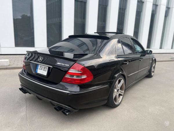 Melns Mercedes-Benz e-55-amg 2004 Viļņa, ar dzinēja tilpumu 5.50 L un nobraukumu 155 tūkst. km par 11800 €, foto 7 vietnē AUTOMOTO.COM.LV