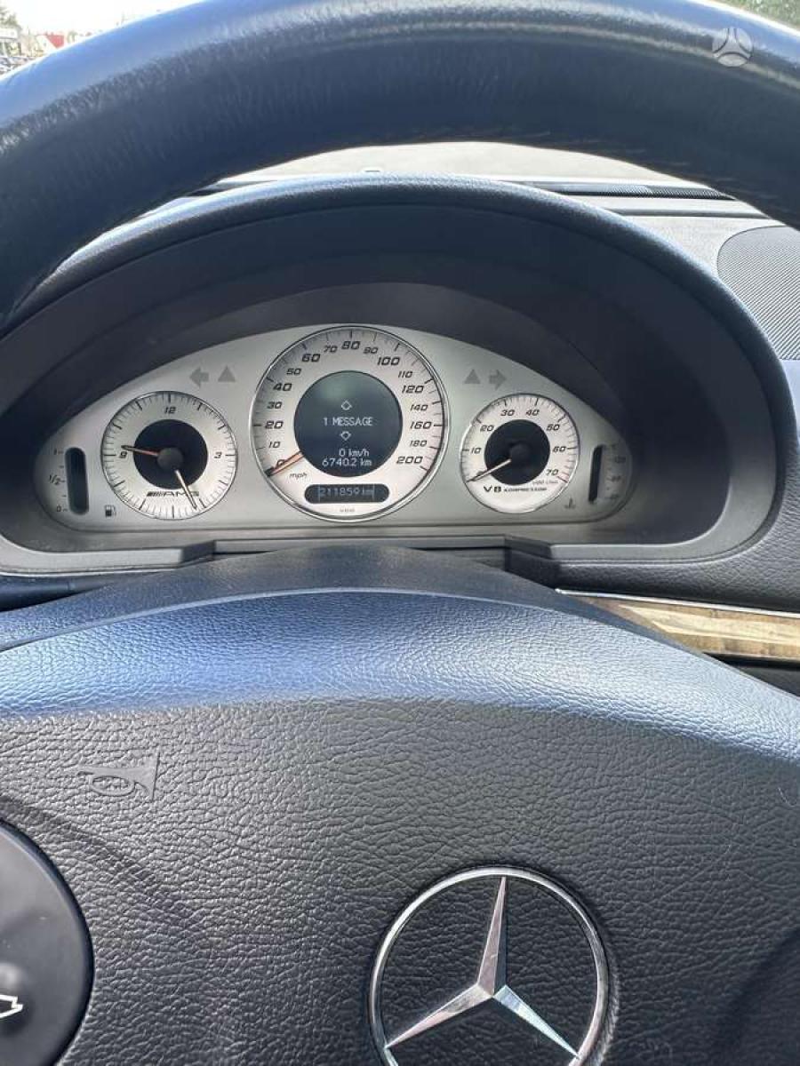 Grey Mercedes-Benz e-55-amg 2005 in Panevezys, with an engine capacity of 5.44 L and mileage of 210 thousand km for 12600 €, photo 12 on AUTOMOTO.COM.LV
