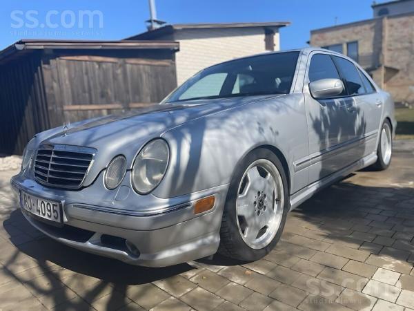 Mercedes-Benz e-55-amg 1999 Jūrmala, ar dzinēja tilpumu 5.40 L un nobraukumu 289 tūkst. km par 25000 €, foto 5 vietnē AUTOMOTO.COM.LV