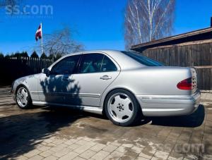 Мерседес E 55 АМГ 1999 в Юрмала, объемом двигателя 5.40 л и пробегом 289 тыс. км за 25000 €, фото 4 на AUTOMOTO.COM.LV