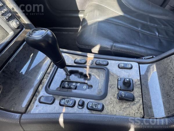 Mercedes-Benz e-55-amg 1999 in Jurmala, with an engine capacity of 5.40 L and mileage of 289 thousand km for 25000 €, photo 8 on AUTOMOTO.COM.LV