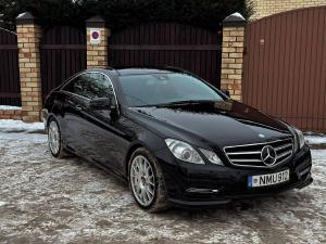 Melns Mercedes-Benz E 550 2013 Bauska, ar dzinēja tilpumu 4.66 L un nobraukumu 175 tūkst. km par 13999 €, foto 6 vietnē AUTOMOTO.COM.LV