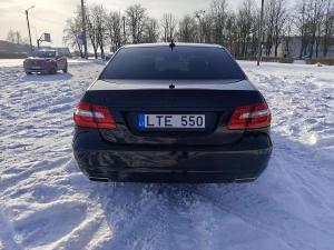 Black Mercedes-Benz E 550 2011 in Kaunas, with an engine capacity of 5.50 L and mileage of 149 thousand km for 14900 €, photo 8 on AUTOMOTO.COM.LV