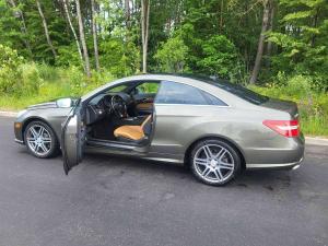 Brown Mercedes-Benz E 550 2010 in Kaunas, with an engine capacity of 0.54 L and mileage of 154 thousand km for 9550 €, photo 5 on AUTOMOTO.COM.LV