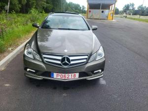 Brown Mercedes-Benz E 550 2010 in Kaunas, with an engine capacity of 0.54 L and mileage of 154 thousand km for 9550 €, photo 6 on AUTOMOTO.COM.LV