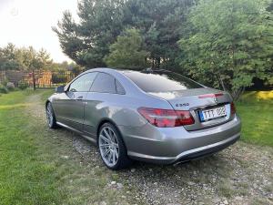Pelēks Mercedes-Benz E 550 2011 Kretinga, ar dzinēja tilpumu 5.50 L un nobraukumu 201 tūkst. km par 13000 €, foto 4 vietnē AUTOMOTO.COM.LV
