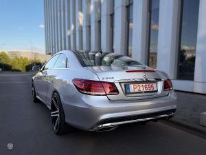 Pelēks Mercedes-Benz E 550 2014 Viļņa, ar dzinēja tilpumu 4.70 L un nobraukumu 110 tūkst. km par 14900 €, foto 7 vietnē AUTOMOTO.COM.LV