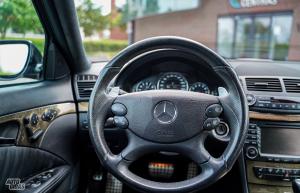 Черный Мерседес E 63 AMG 2008 в Клайпеда, объемом двигателя 6.20 л и пробегом 86 тыс. км за 28500 €, фото 12 на AUTOMOTO.COM.LV