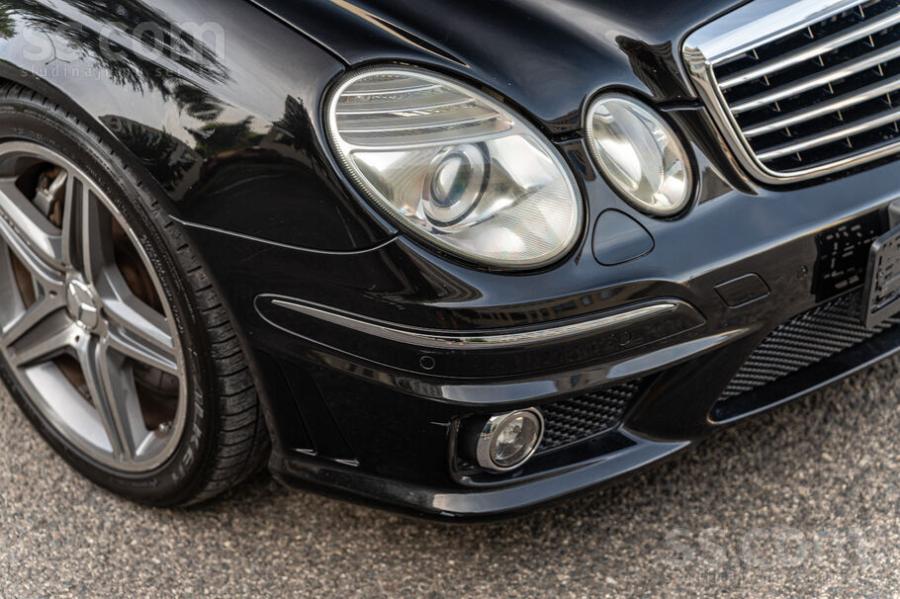 Черный Мерседес E 63 AMG 2009 в Рига, объемом двигателя 6.30 л и пробегом 123 тыс. км за 19500 €, фото 10 на AUTOMOTO.COM.LV
