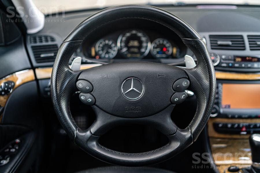 Черный Мерседес E 63 AMG 2009 в Рига, объемом двигателя 6.30 л и пробегом 123 тыс. км за 19500 €, фото 14 на AUTOMOTO.COM.LV