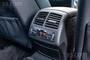 Черный Мерседес E 63 AMG 2009 в Рига, объемом двигателя 6.30 л и пробегом 123 тыс. км за 19500 €, фото 18 на AUTOMOTO.COM.LV