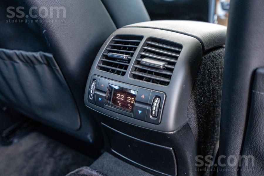 Черный Мерседес E 63 AMG 2009 в Рига, объемом двигателя 6.30 л и пробегом 123 тыс. км за 19500 €, фото 18 на AUTOMOTO.COM.LV
